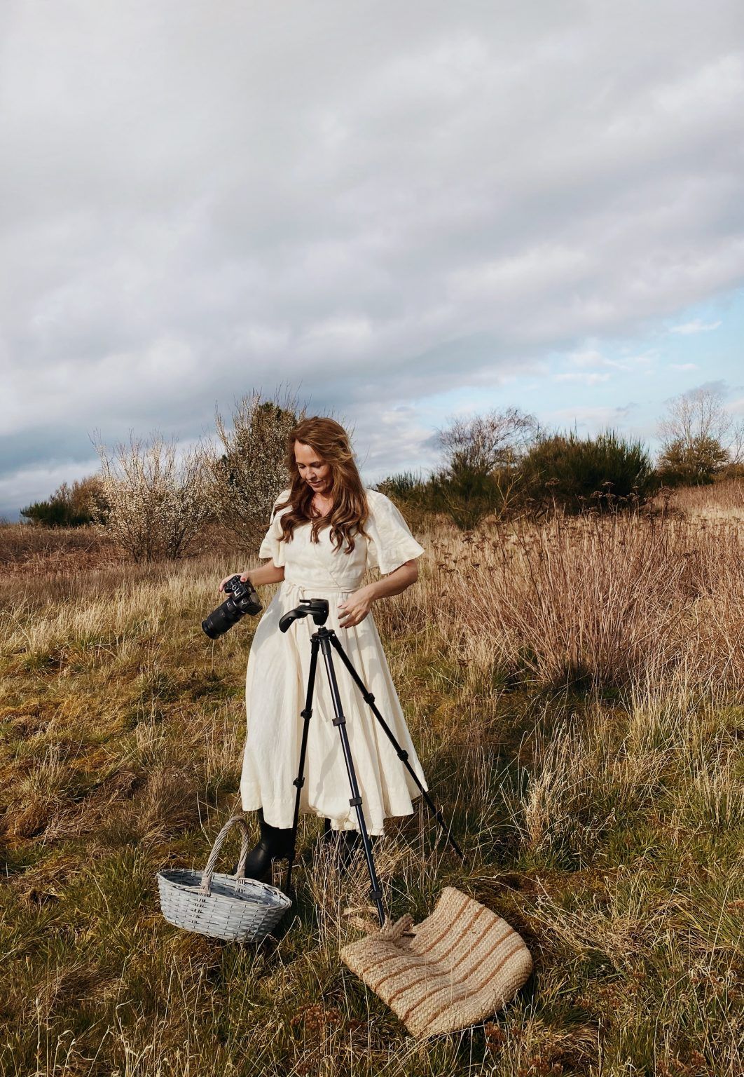 How To Make Your Photos Look Bright And Airy - CHRISTINA GREVE